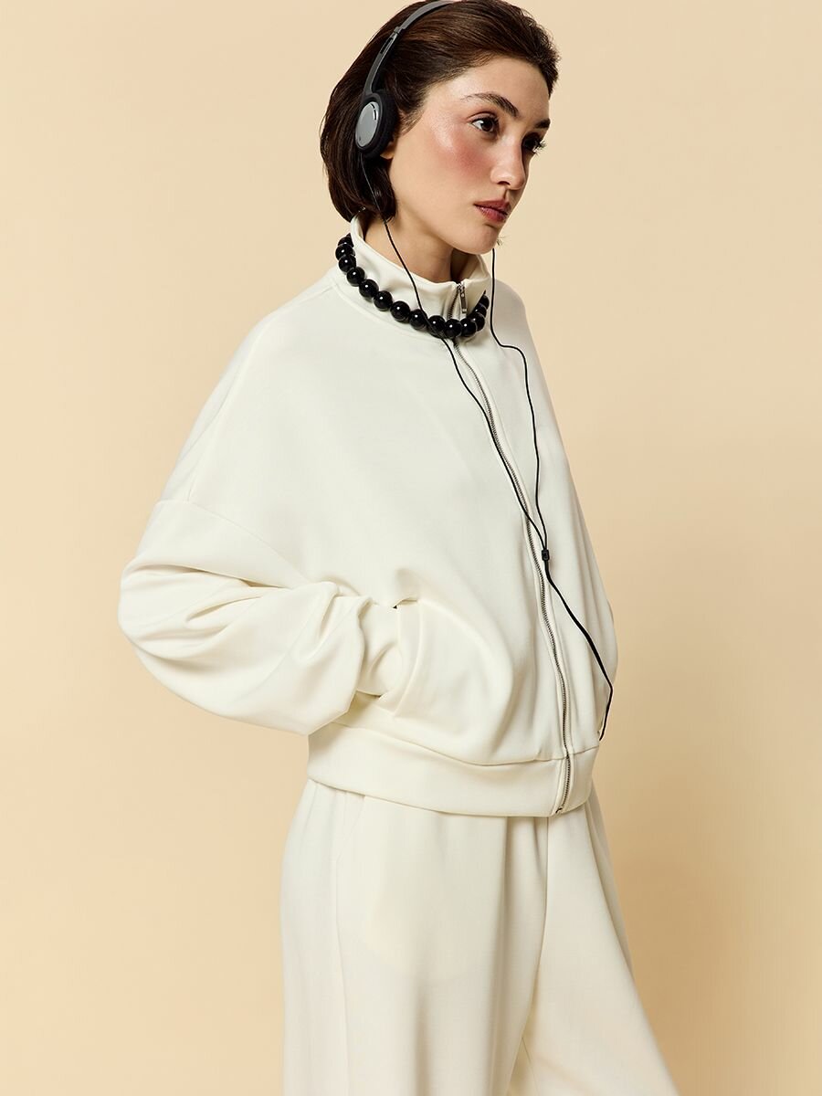 Толстовка спортивная