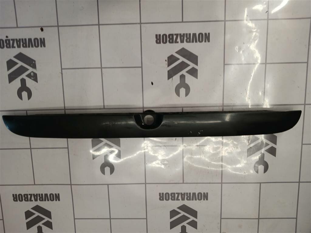 Накладка двери багажника Opel Zafira A 99-05