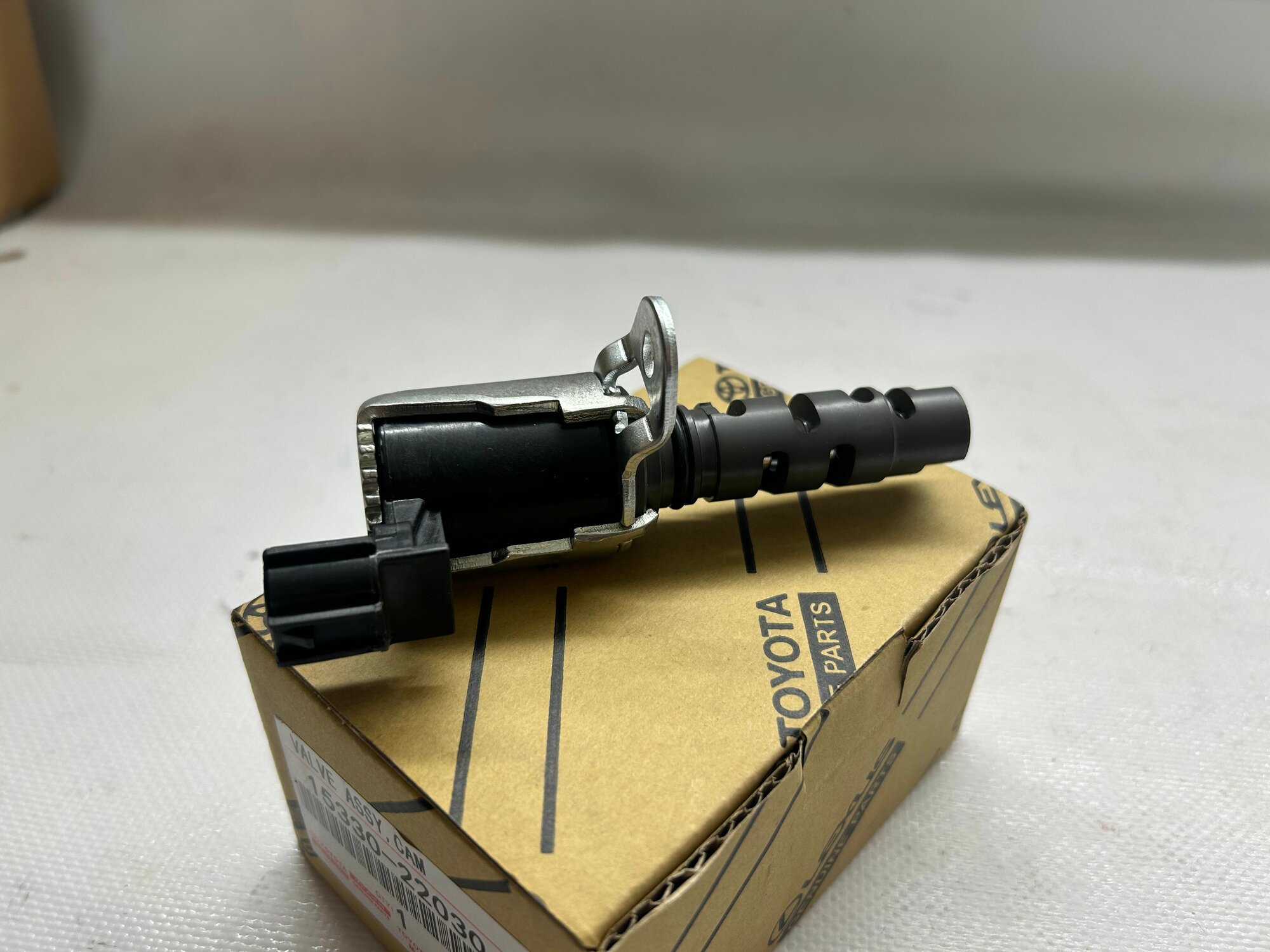 Клапан VVT-I Toyota 1ZZFE (Оригинал)