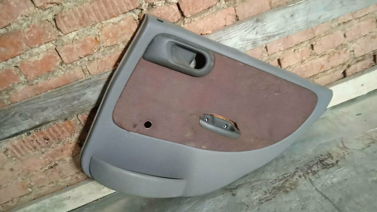 Обшивка двери задней правой Opel Corsa C 2002 9116450