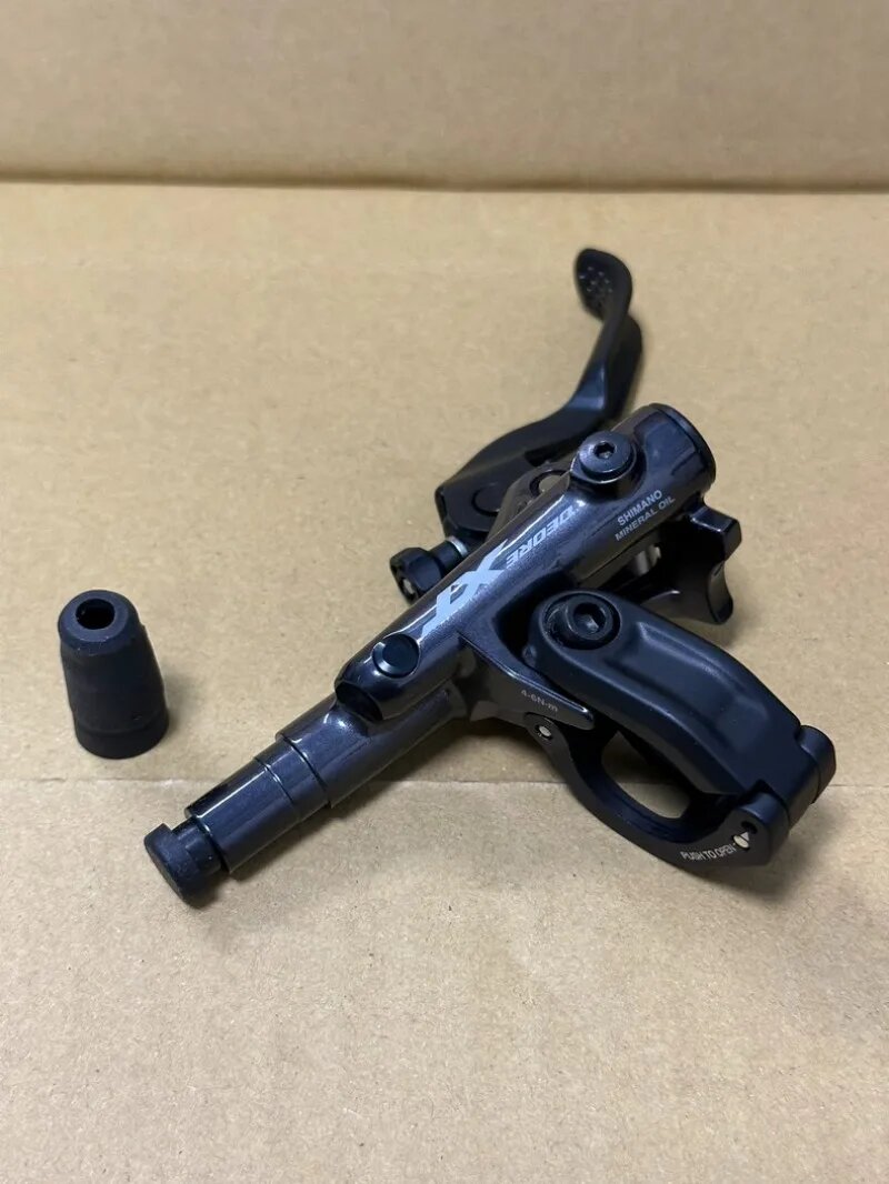 Рычаги тормозов Shimano XT BL-M8100 BL-M8100 Only Right