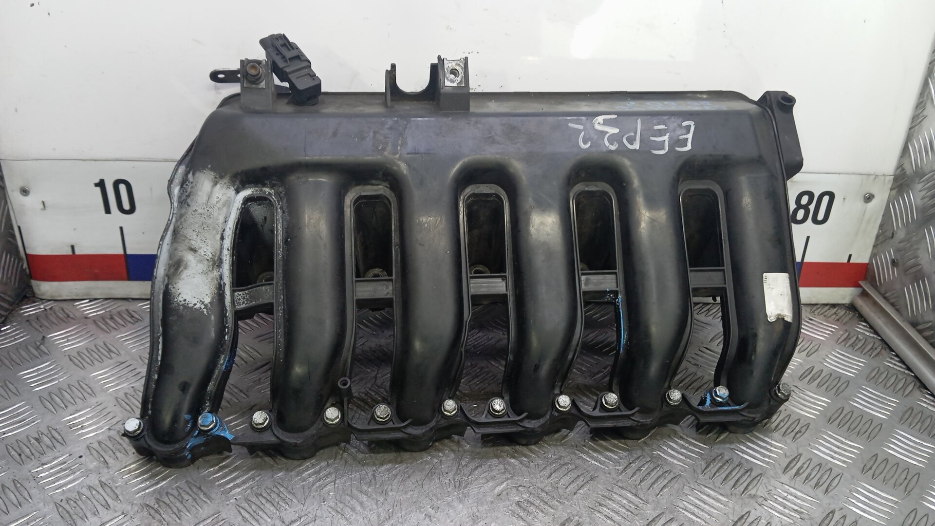 Впускной коллектор дизельный BMW 5 E60/E61