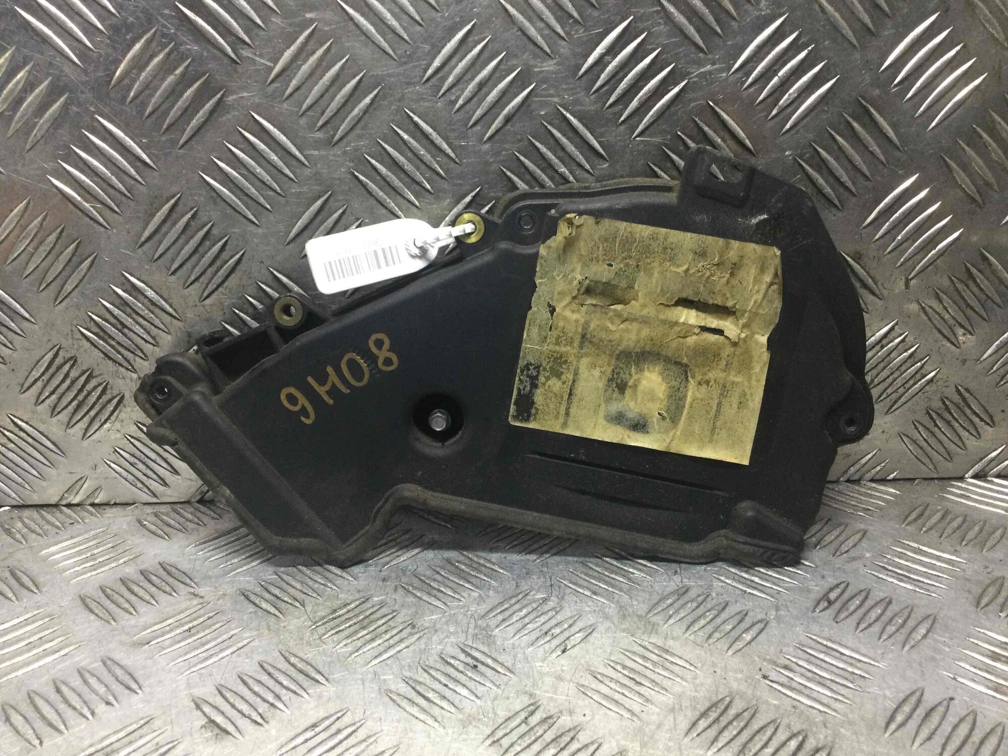 Б/У Защита (кожух) ремня ГРМ Ford Focus 3 поколение (2011-2014) 2013 г.