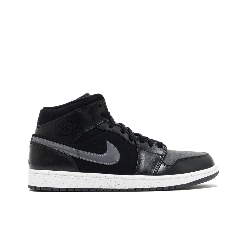 Кроссовки Jordan Air Jordan 1, размер EU 40 стопа (25CM), черный — фото 1