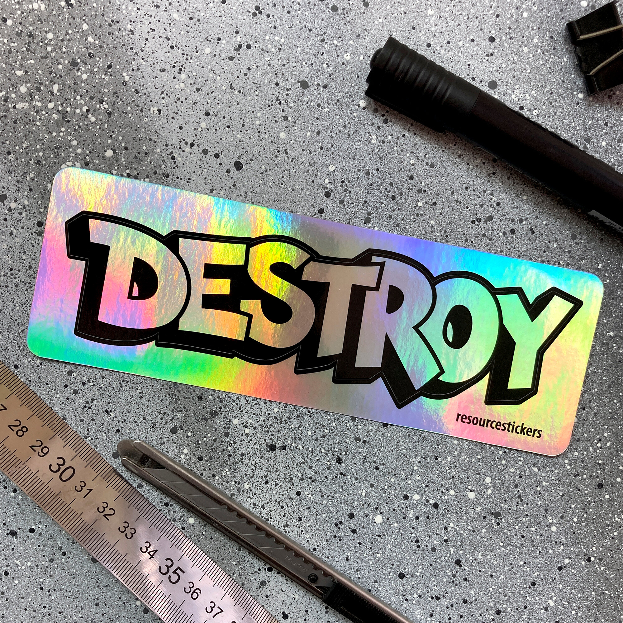 Наклейка голографическая надпись Destroy граффити 17.5х5