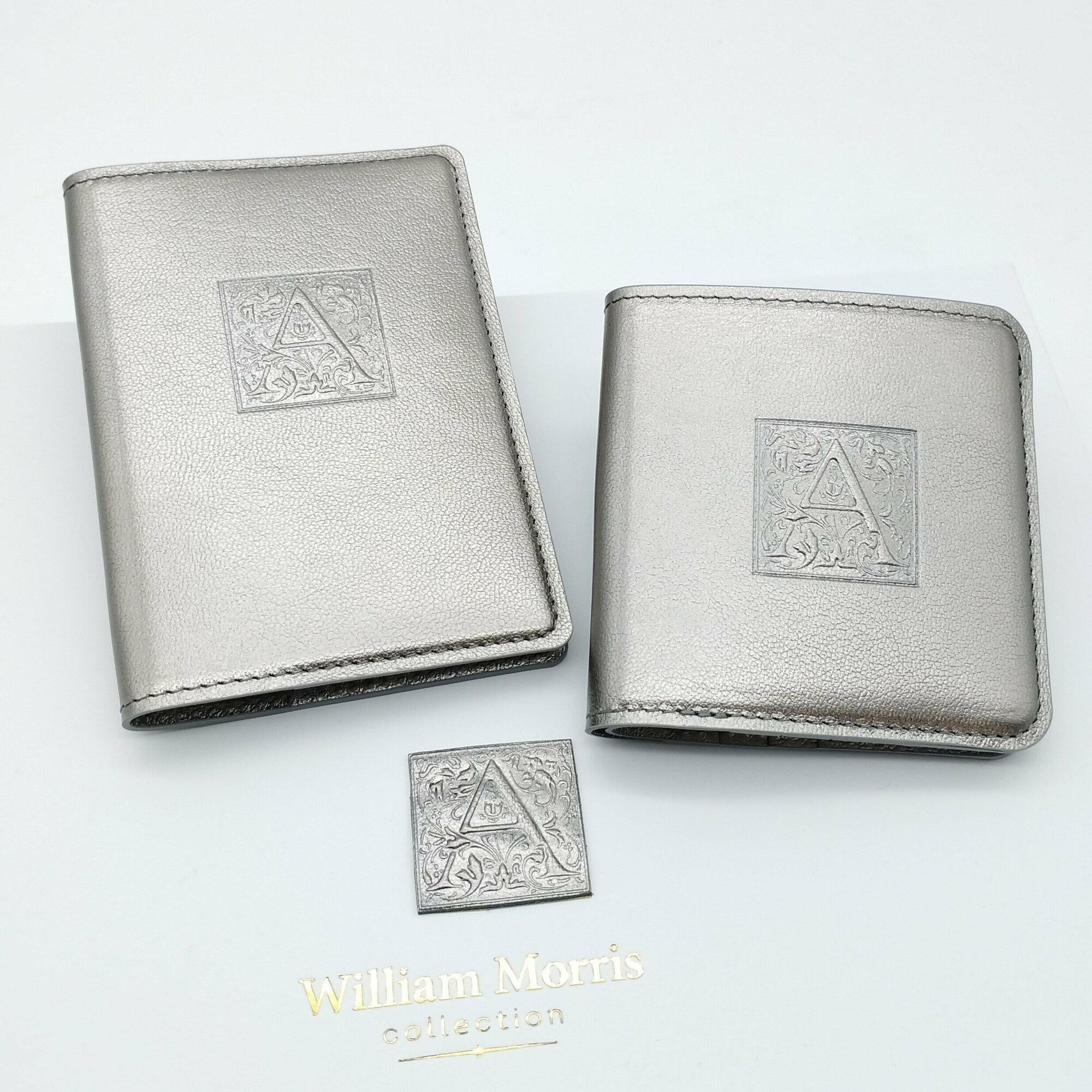 Подарочный набор для Женщин William Morris Обложка для паспорта, Кошелек. монограмма "А"