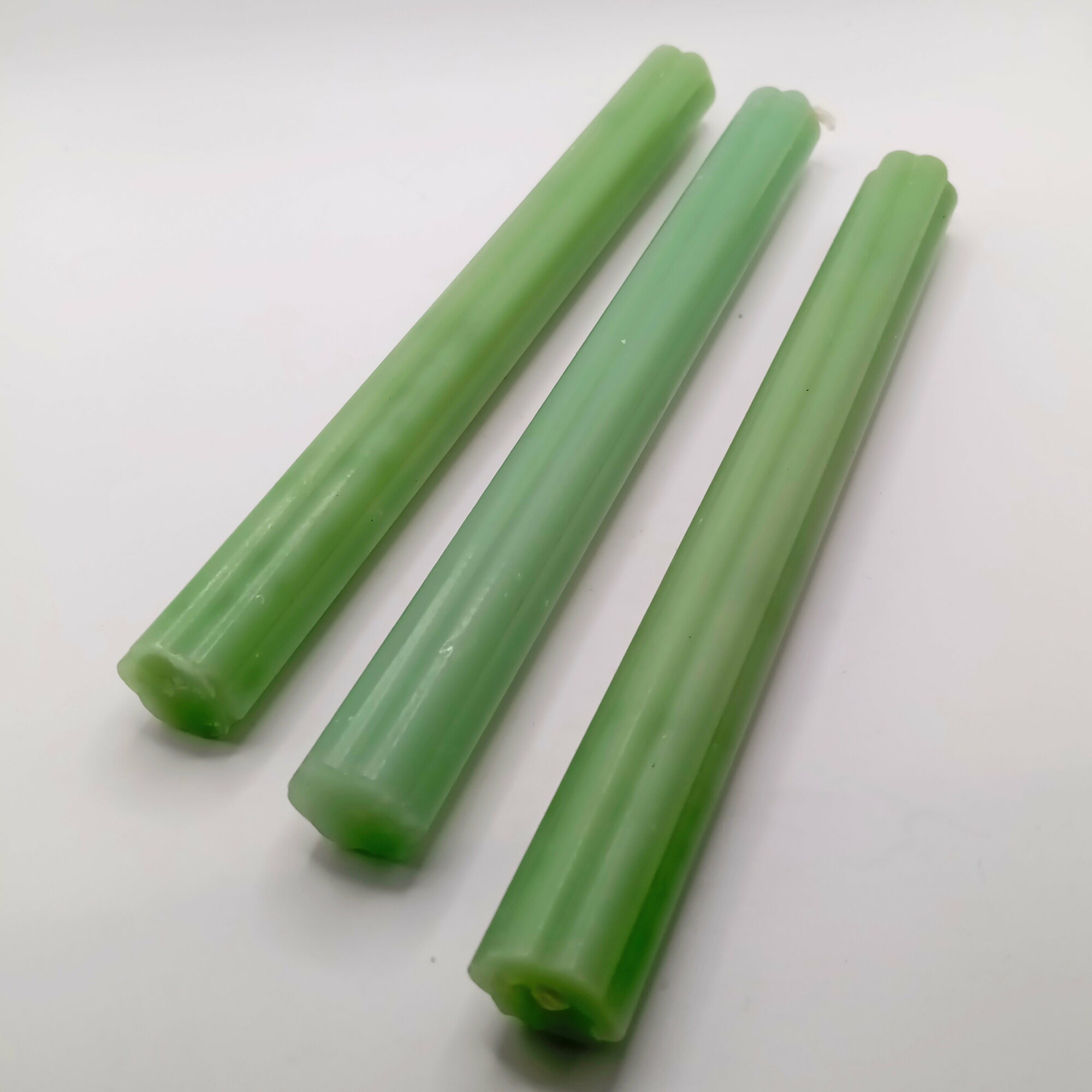 Набор свечей "Колонна" от бренда Rusin&Co, 3 штуки, зеденого цвета