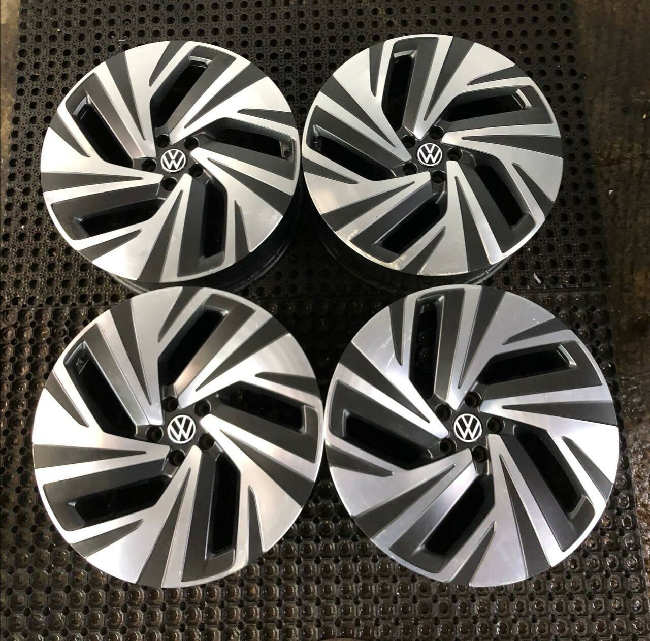 Колесные диски Volkswagen 21x9 PCD 5x112 D57.1 ET42 (оригинал)