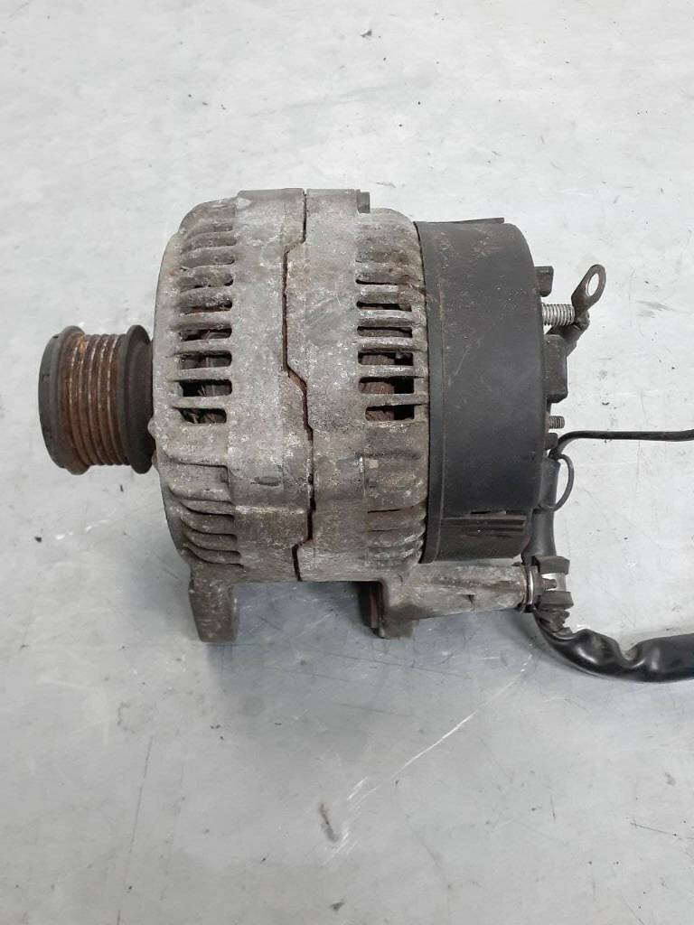 Генератор Volkswagen Golf 4 1997 123510099