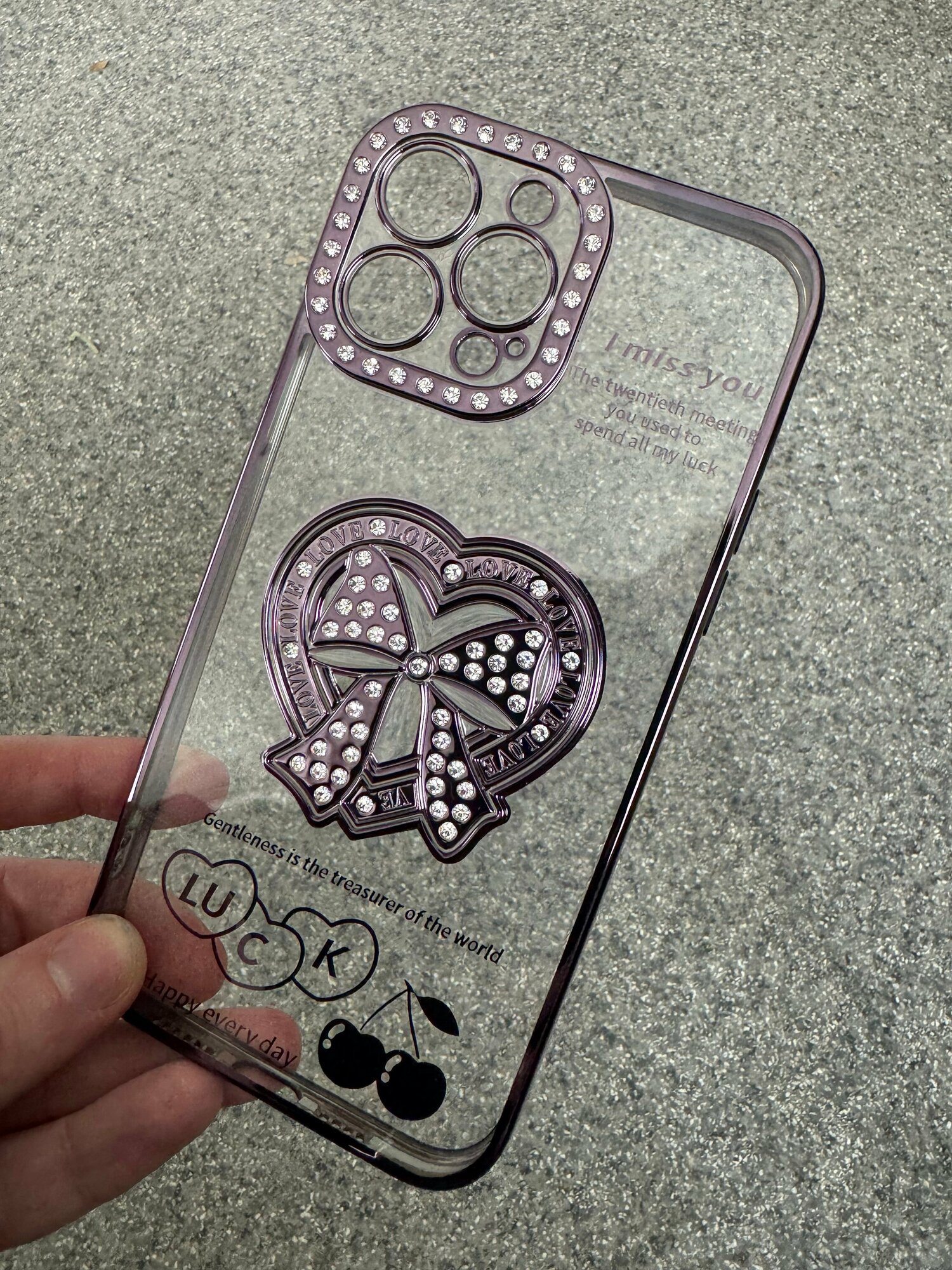 Чехол панель накладка бампер на iPhone 13 Pro тонкая силиконовая крышка с защитой задней камеры со стразами и сердцем