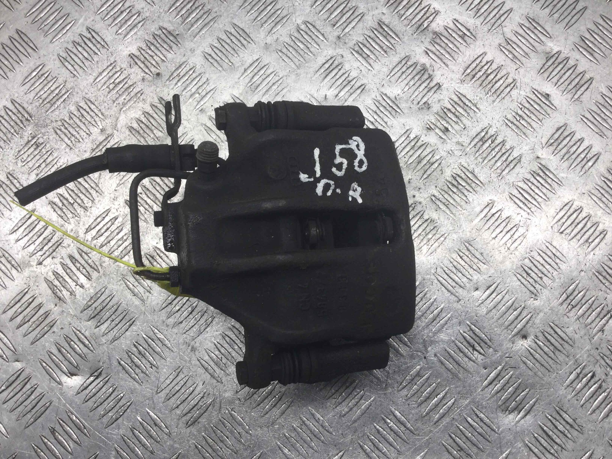 Б/У Суппорт передний правый Volkswagen Passat B5 (1996-2000) 1998 г.