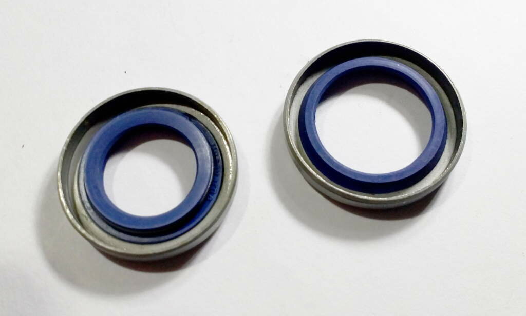 Сальник коленвала бензопилы Husqvarna 365 (комплект 2шт)