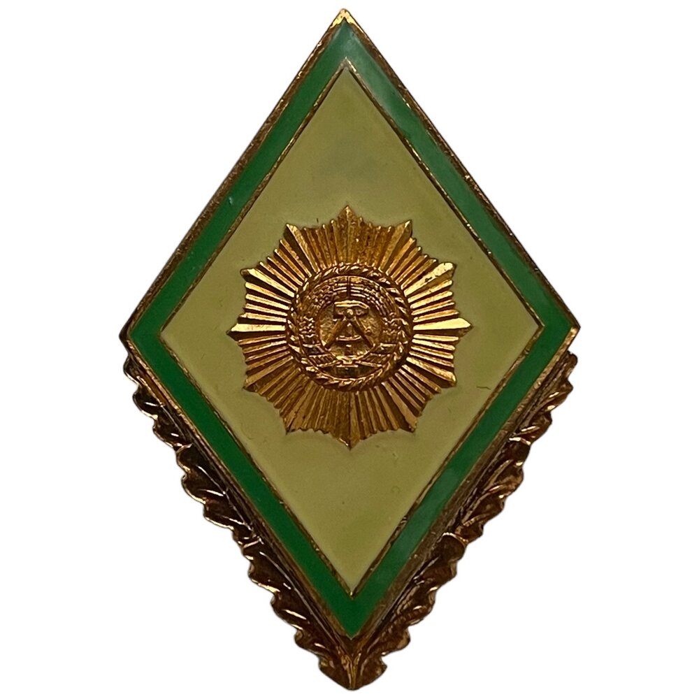 Знак "Об окончании университета немецкой народной полиции Карла Либкнехта" ГДР 1987-1990 (в коробке)