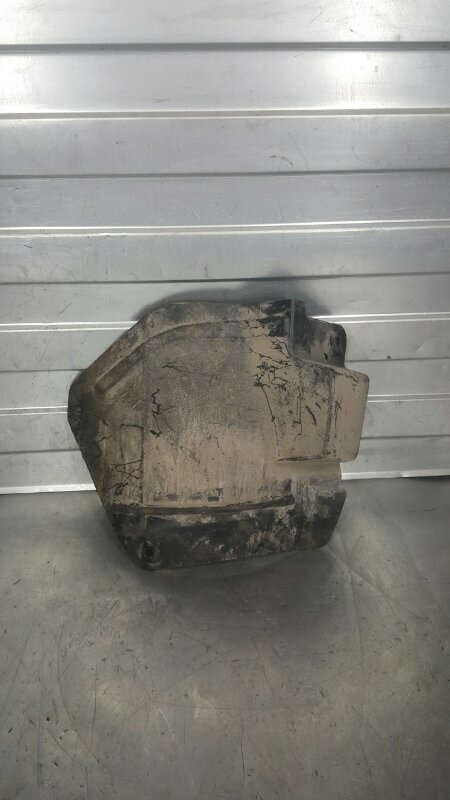 Пыльник бампера Lifan Solano 620 LF481Q3 2010 задн. прав. (б/у)