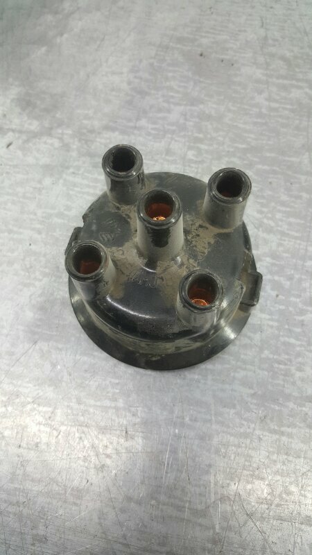 Крышка трамблера ГАЗ 3110 3110 2003 (б/у) 18331