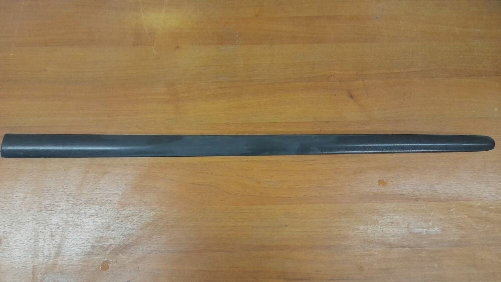 Молдинг передней левой двери VW Golf 5 1K4853515B