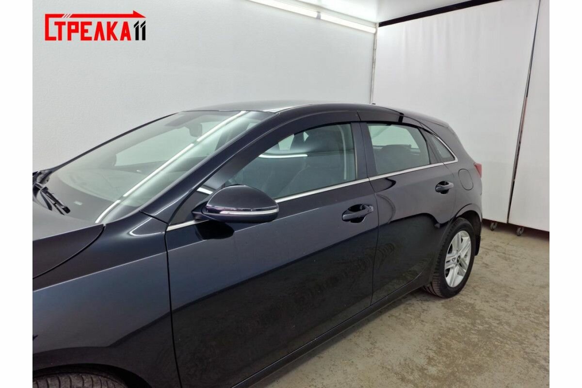 KIA CEED 2018-н. в - хэтчбек - 2D Дефлекторы окон черные