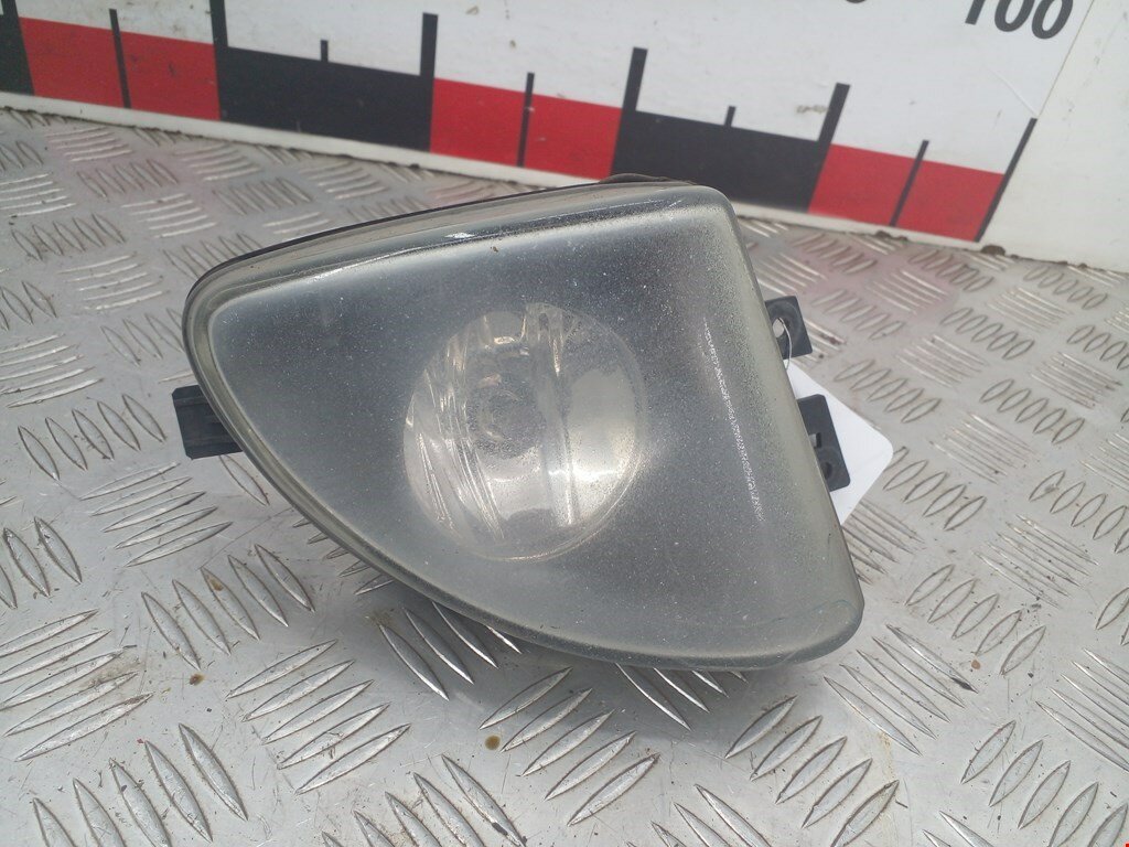 Фара противотуманная правая BMW 5-Series (F07/F10/F11/F18) 63177216888 арт. 1848915