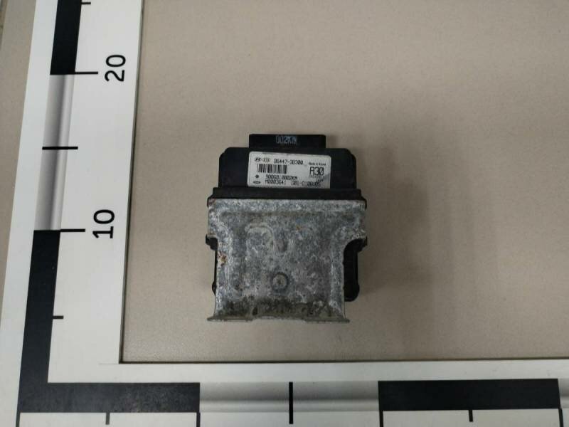 Блок электронный Kia Sportage 3 SL 2010-2015 кат.номер: 954473B300