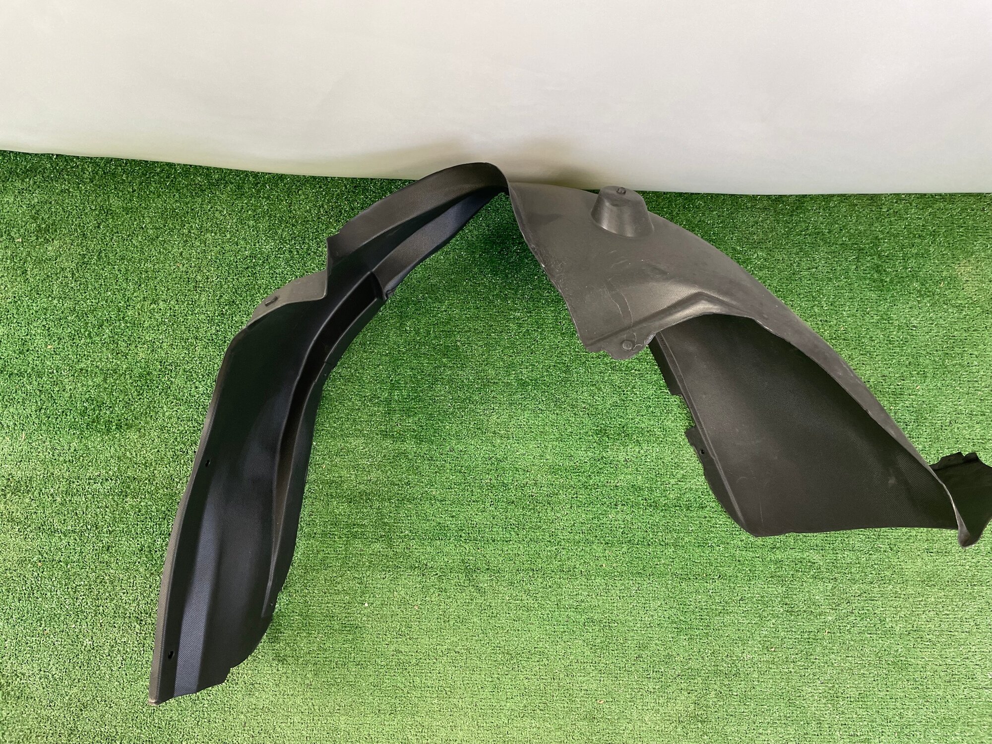 CHERY Подкрылок передний левый Omoda C5 602001690AA