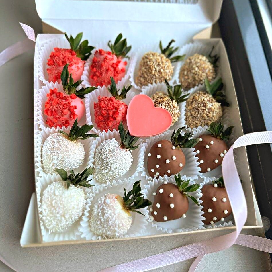 Подарочный набор "4 сезона" для Любимой, букет вкусов от Sweet Berry