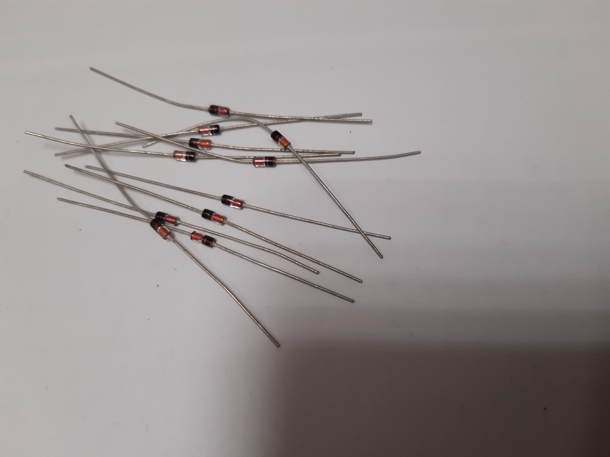 Диод КД814Б-1 стабилитрон 9V 5mA(комплект 5 штук)