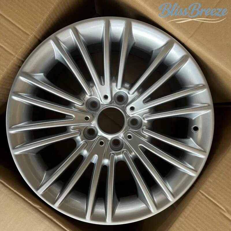 FADI H942F Колесный диск Штампованный 17x8" PCD5х120 ET30 D72.6