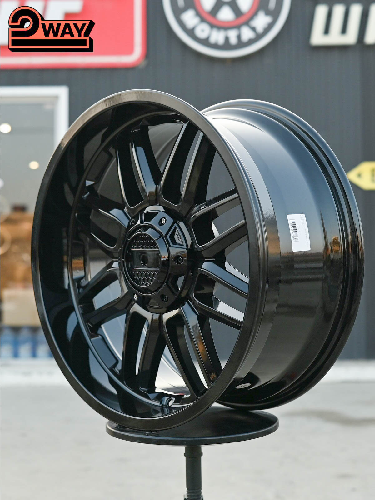 Литой диск Taigiro "GRID OFF ROAD", черный глянец, для внедорожников, диаметр 20 дюймов