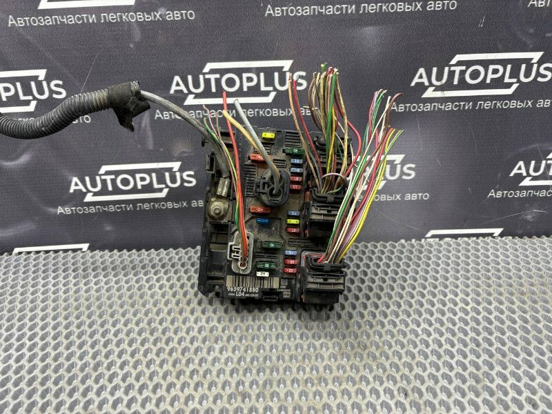 Блок предохранителей Peugeot 307 2005 (1.6 NFU) Б/У с пробегом