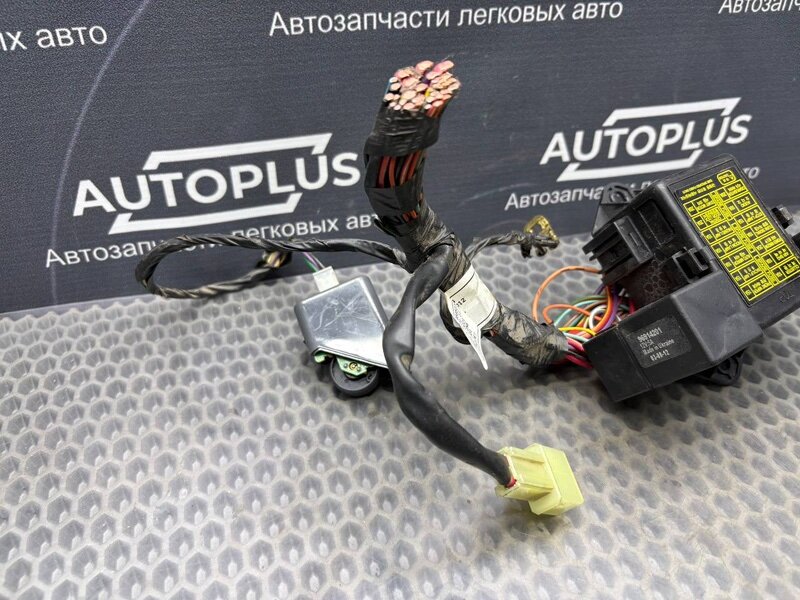 Блок предохранителей салонный Daewoo Matiz 2007 (0.8 F8CV) Б/У с пробегом Арт. 20519 — фото 1