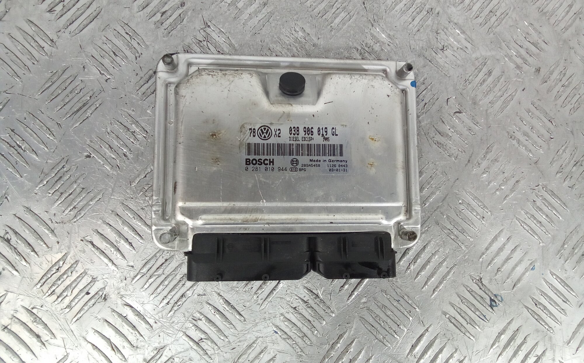 Блок управления двс SKODA SUPERB 1, Номер 0281010944