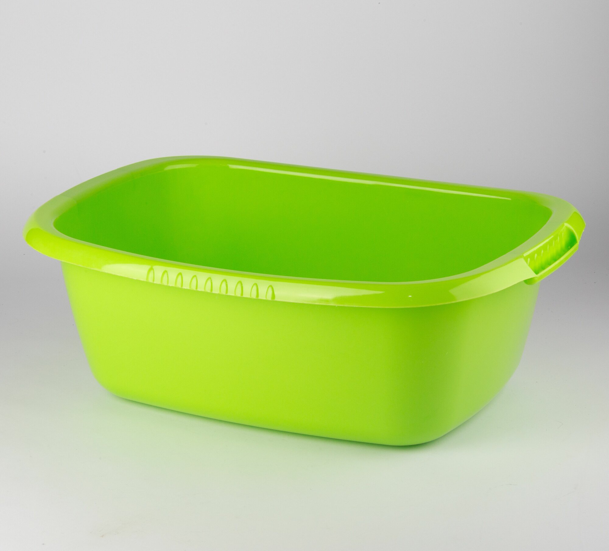 Таз пластмассовый 24 л Водолей, для хозяйственных нужд, емкость овальная