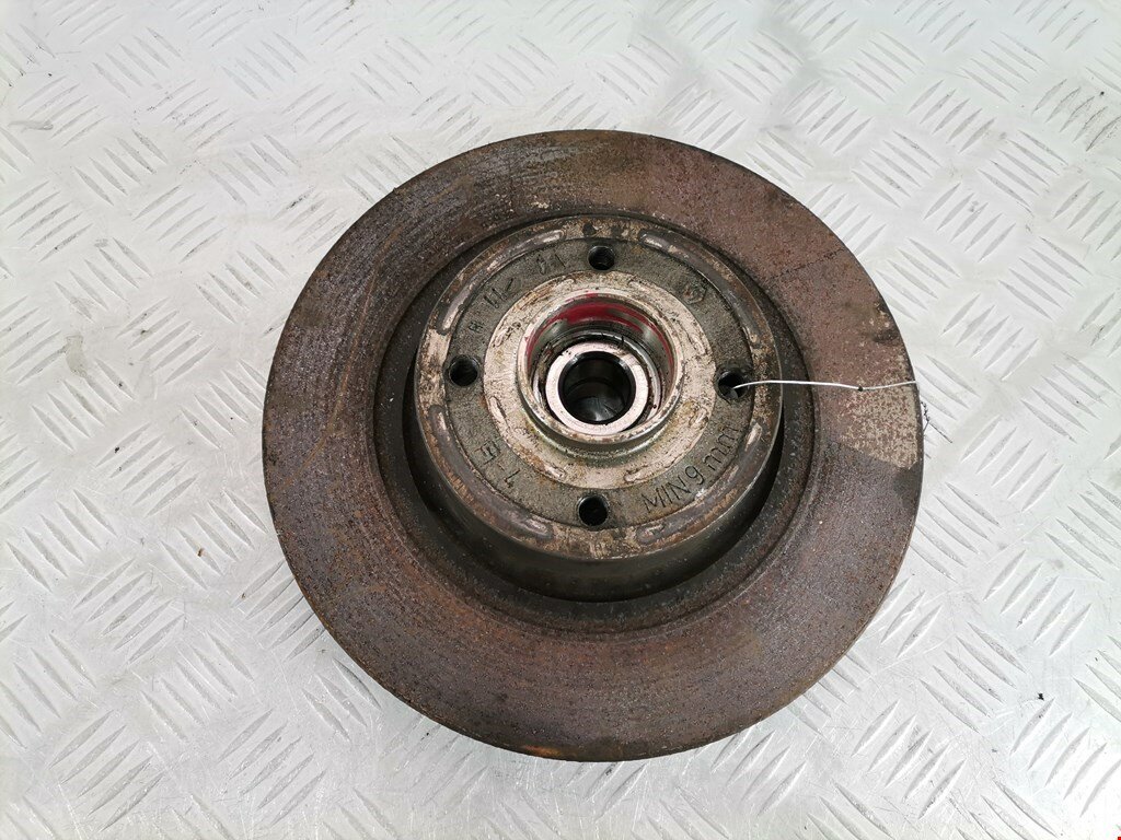 Ступица (кулак цапфа) задняя правая Renault Scenic 2 7701208059 арт. 1731118