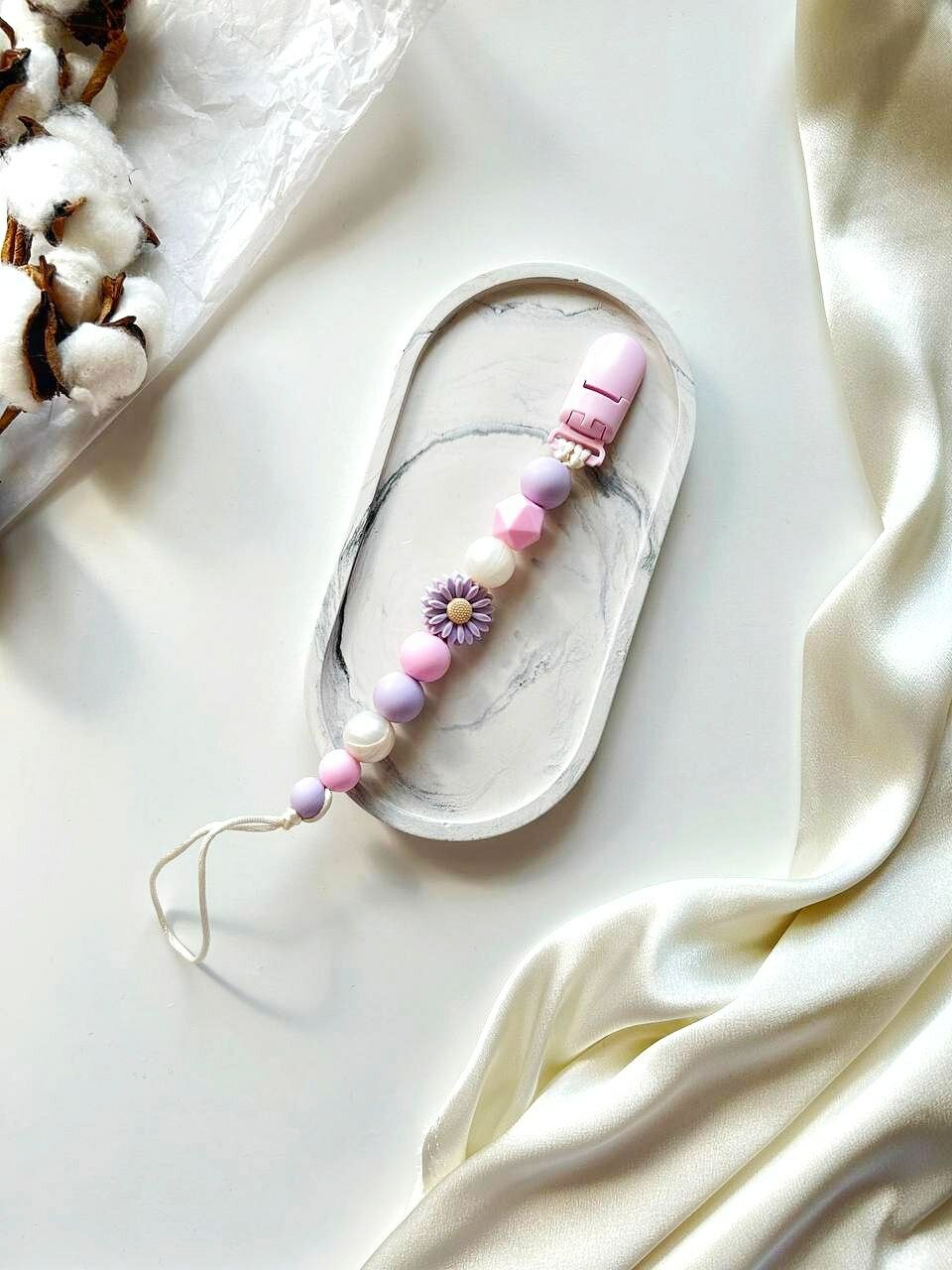 Cиликоновый держатель для соски-пустышки от LILOVE BABY сиреневый