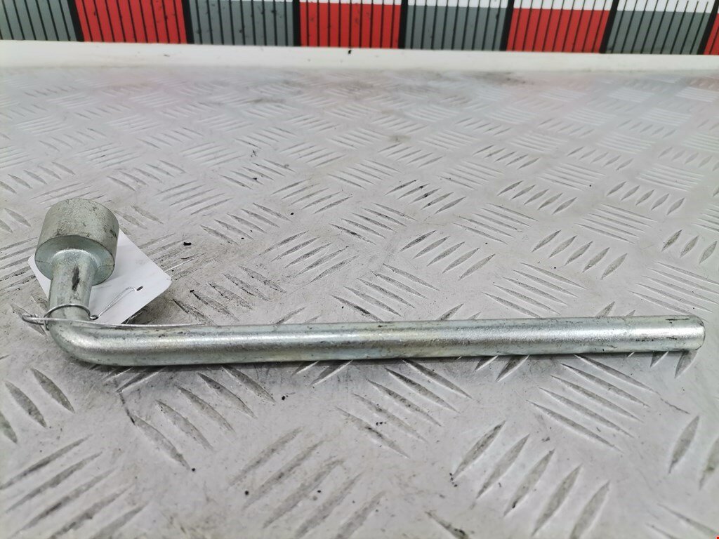 Ключ баллонный Subaru Legacy 3 (BE/BH) 694005092 арт. 1529952