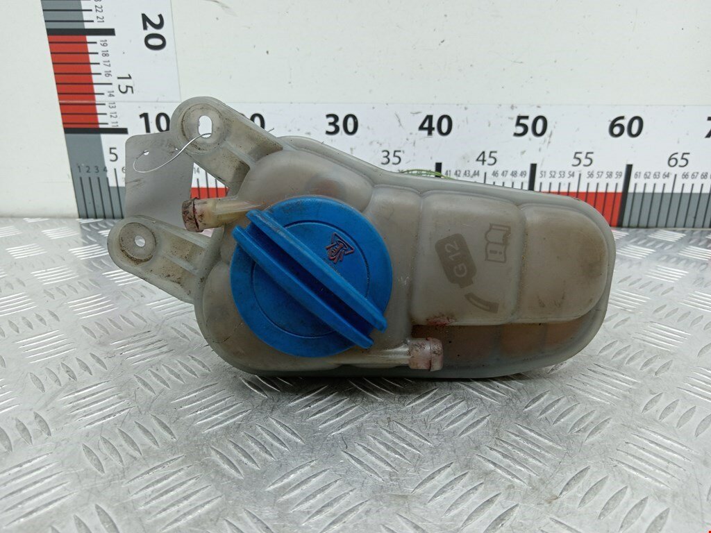 Бачок расширительный Audi Q5 8R 8K0121405M арт. 1782584