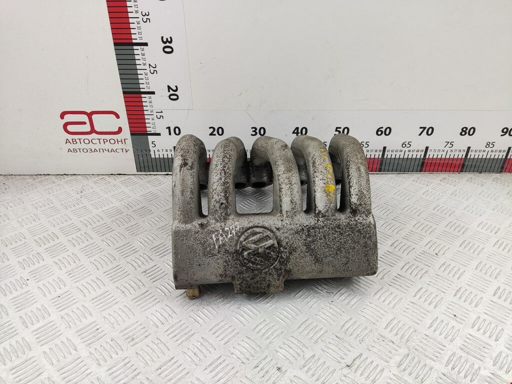Коллектор впускной Volkswagen LT 2 074129713N арт. 1736179