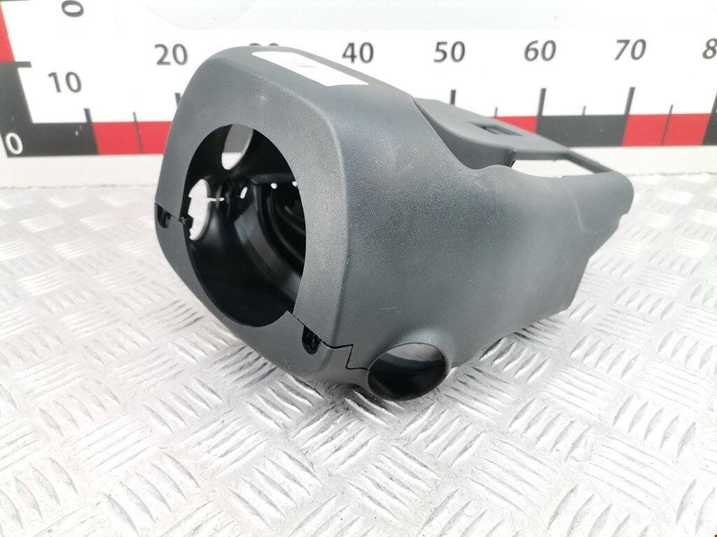 Кожух рулевой колонки Ford Fiesta 6 8A61A04291 арт. 1749427
