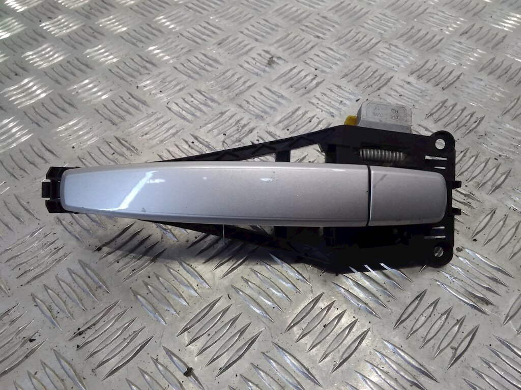 Ручка двери наружная передняя левая Opel Corsa D 24463523 арт. 591534