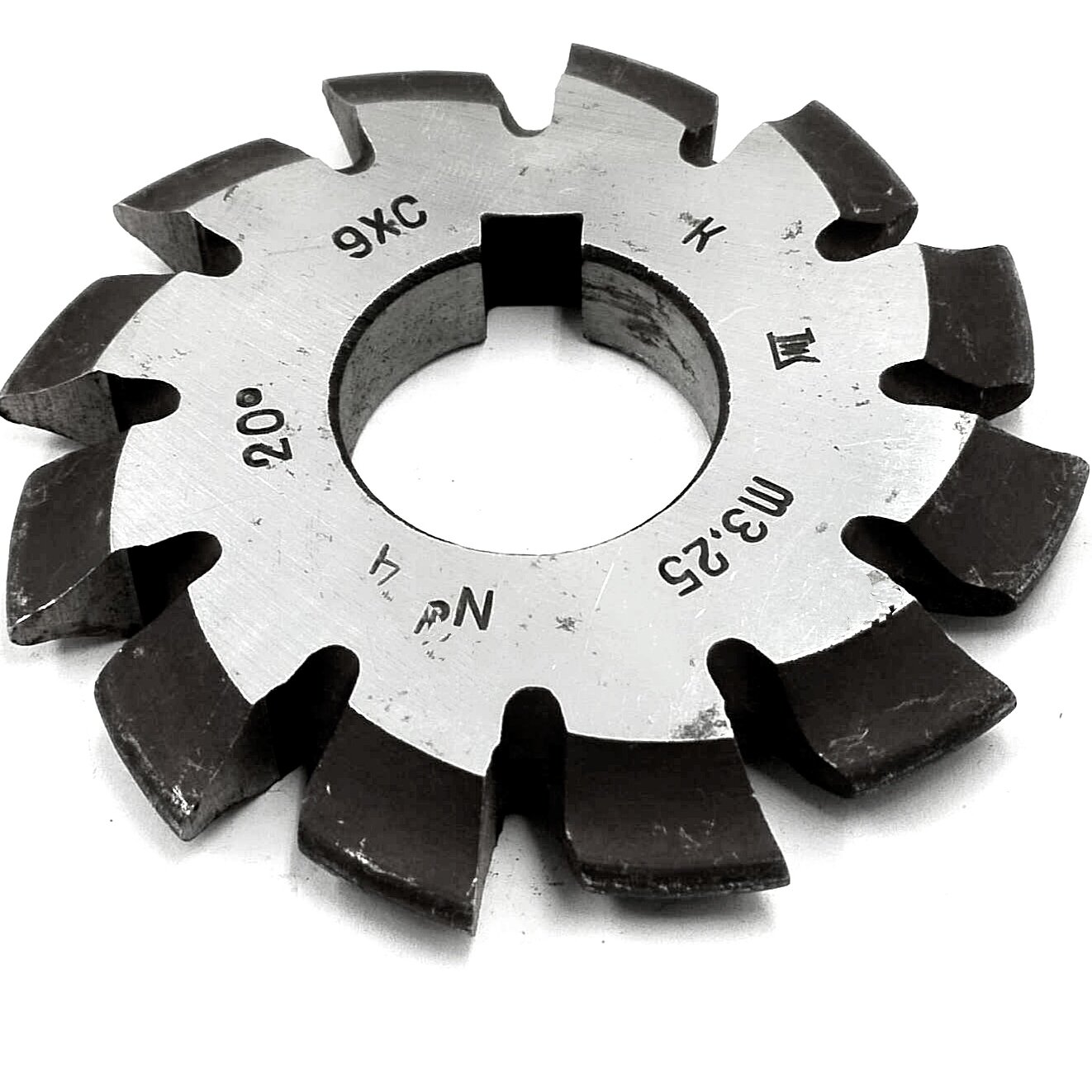 Фреза дисковая зуборезная модульная м3,25 №4 20° 9ХС (D-79мм, d-27мм, В-10,8мм, z-12) ГОСТ 10996-64