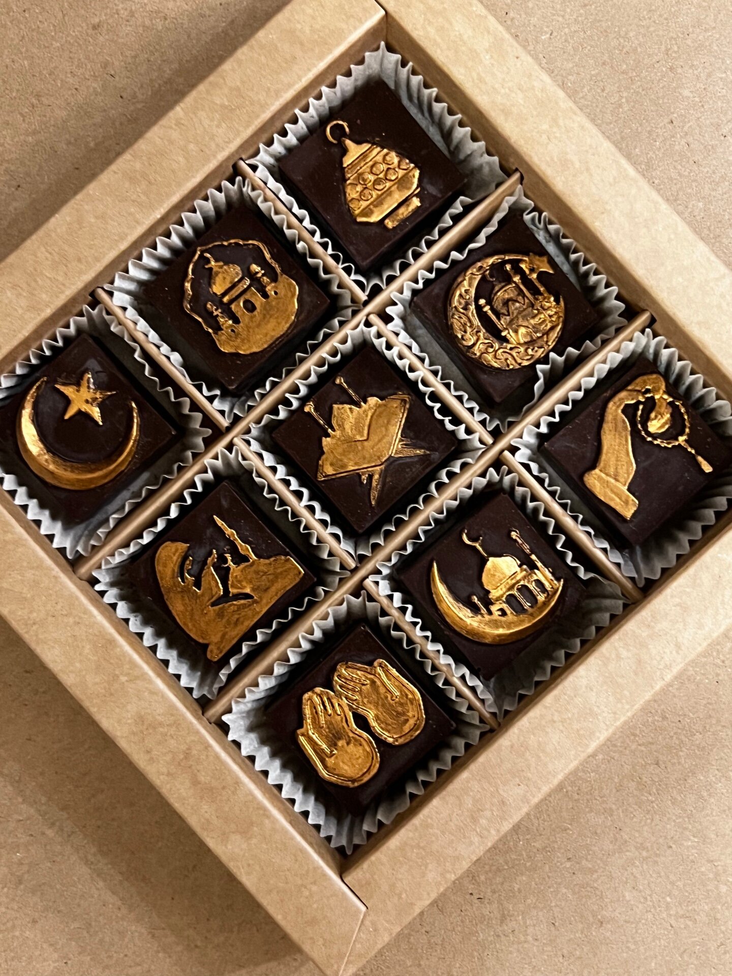 Шоколадный набор "Рамадан" , темный бельгийский шоколад, ручная работа
