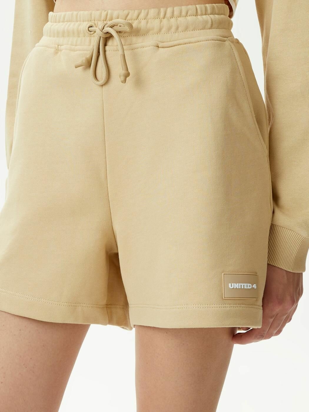Шорты UNITED 1.0 ESSENTIALS W SHORT
