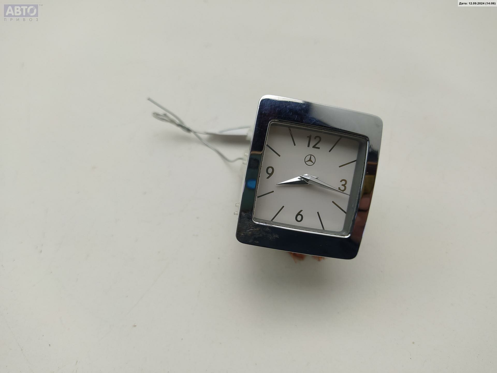 Часы Mercedes E-Class W212 (2009-2016)