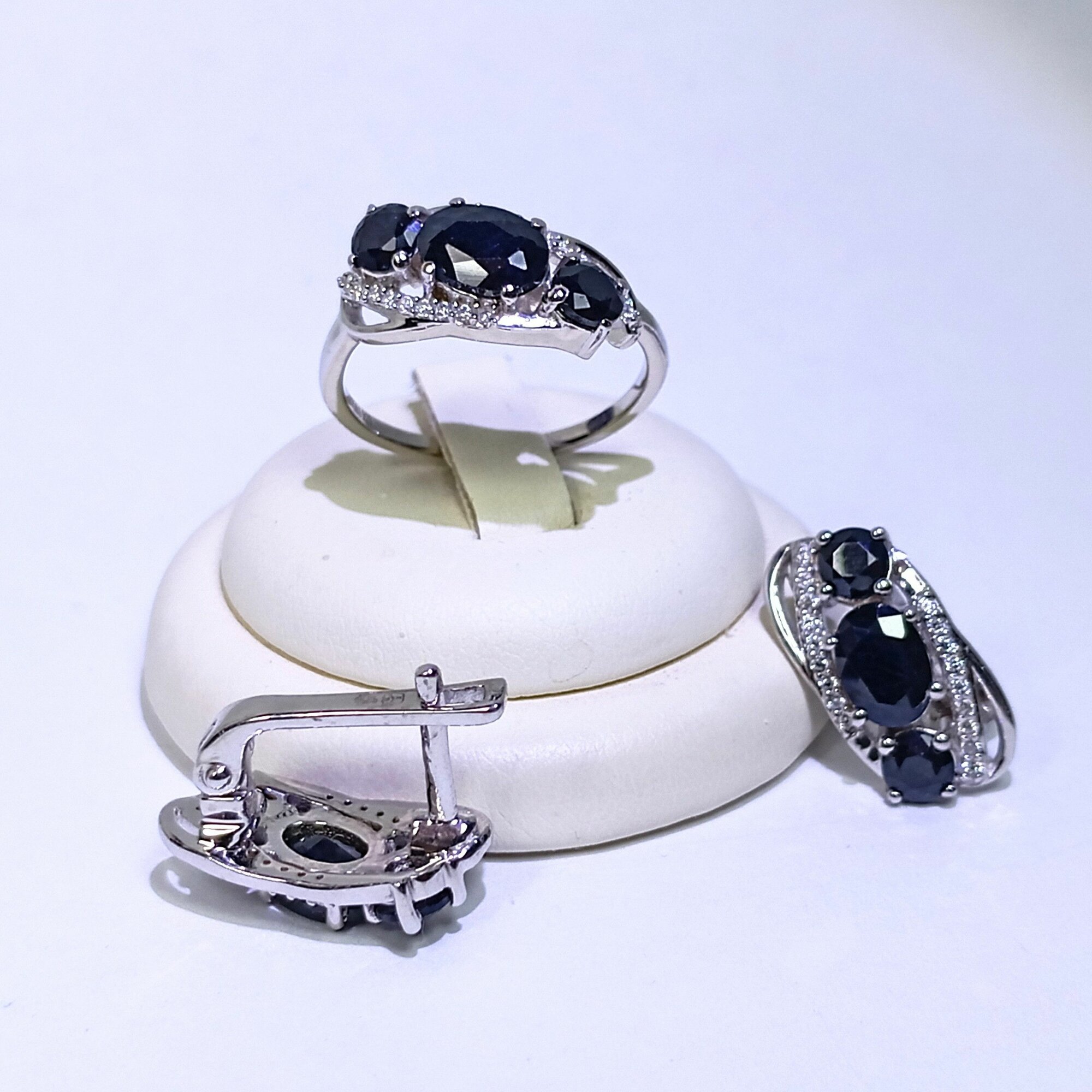 Ювелирный комплект, серебро, 925 проба, родирование, сапфир