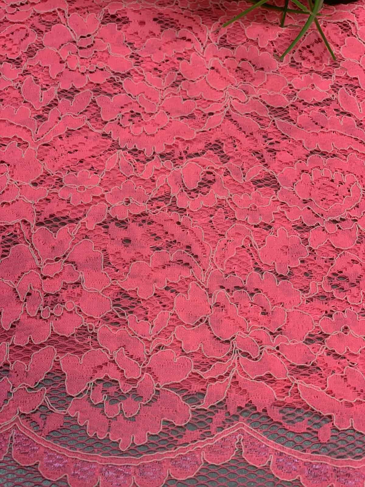 Ткань для шитья Гипюр с фестонами, отрез 100 х 130 см