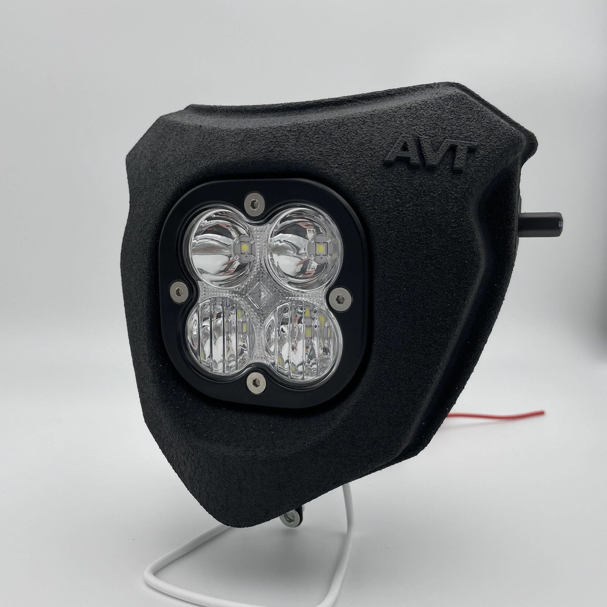 Фара для эндуро мотоциклов BSE Z5/Z7/Z10, светодиодная AVT, LED, чёрная