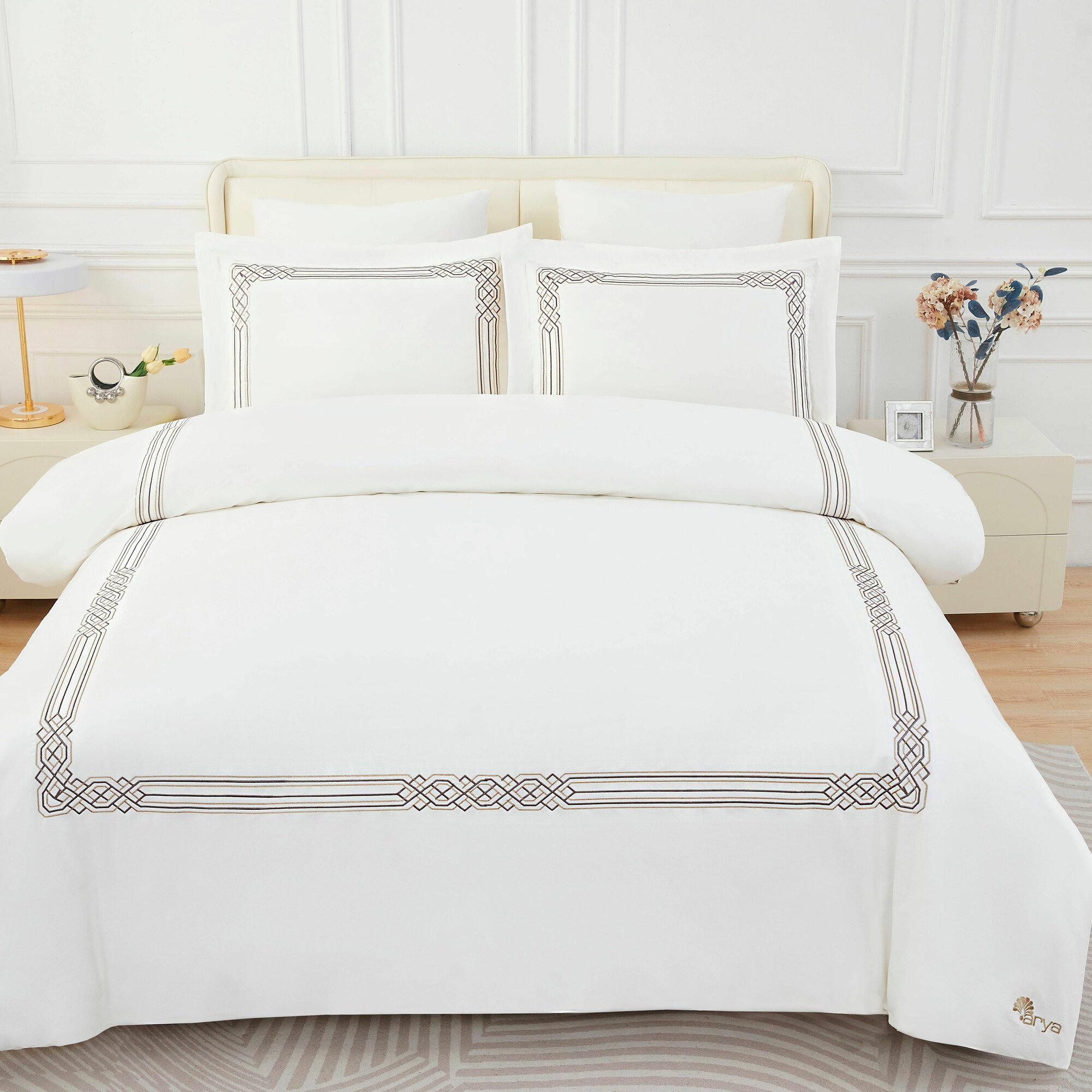 Постельное белье комплект 2 спальный Евро Arya Deluxia Plaza белый