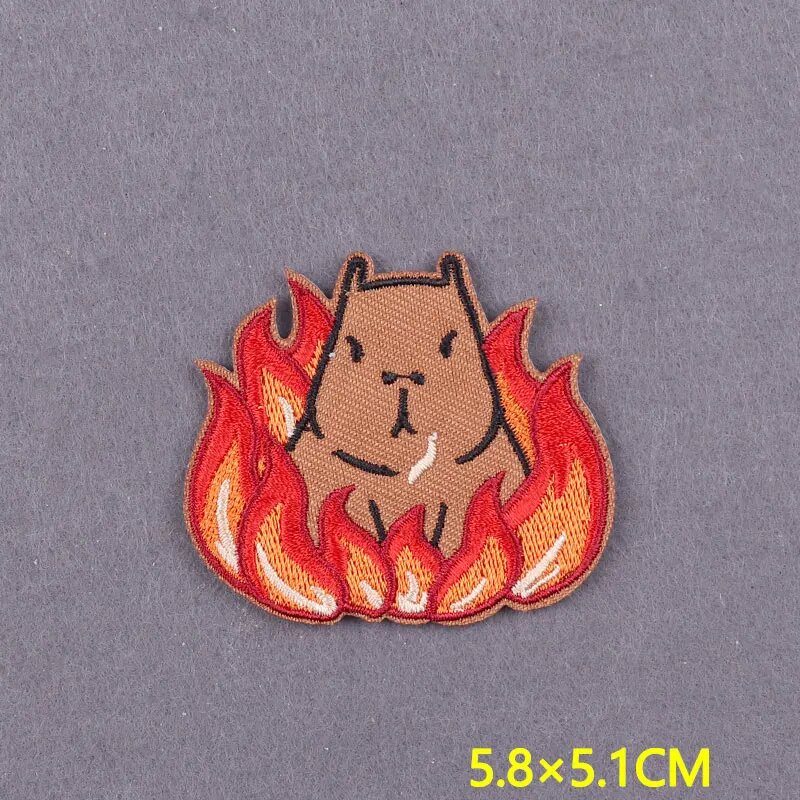 Нашивка капибара в огне, цвет PE9406CT