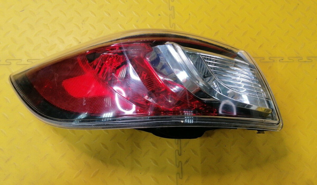 Фонарь задний 6 (GH) Mazda BBM451160F
