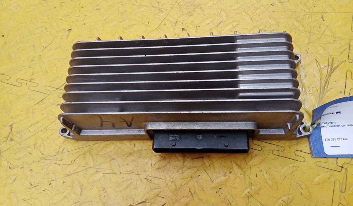 Усилитель акустической системы A4 (B8) Audi 8T0035223AB